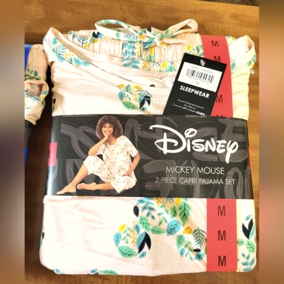Disney | Intimates & Sleepwear | Disney Mickey Mouse Capri Pajama Set ...